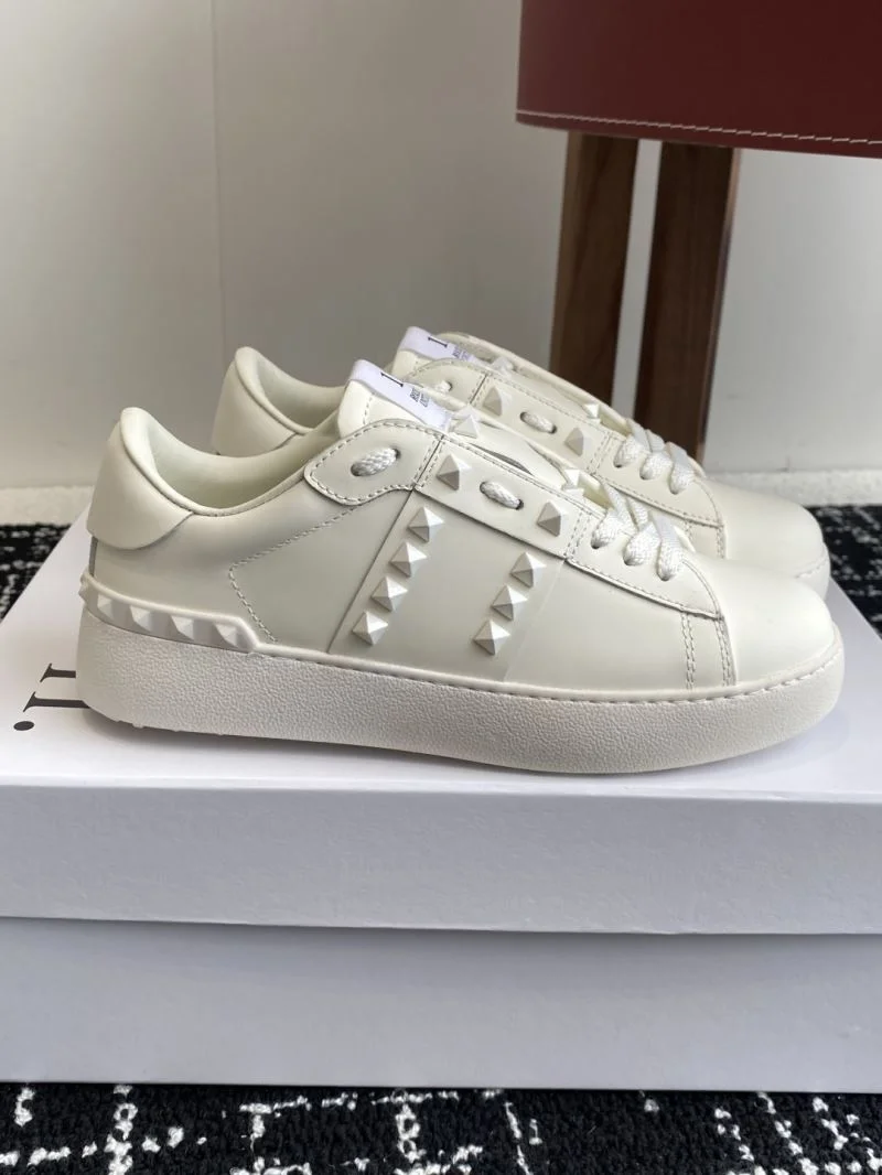 Genuine Valentino Rockstud Untitled Shoes