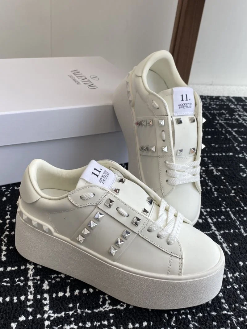 OEM Valentino Rockstud Untitled Shoes
