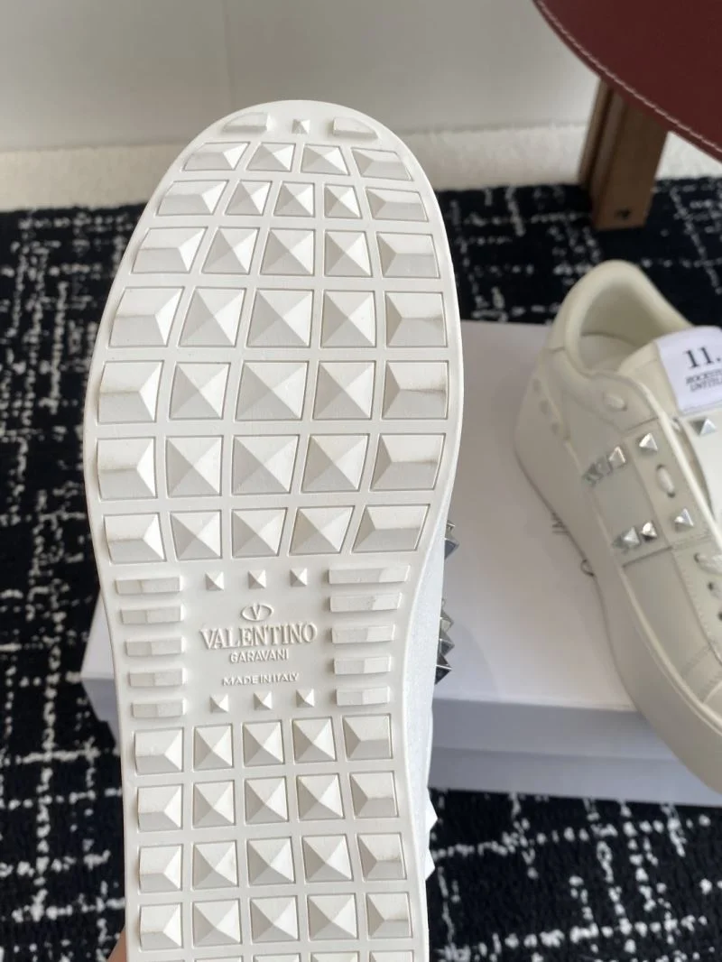 OEM Valentino Rockstud Untitled Shoes