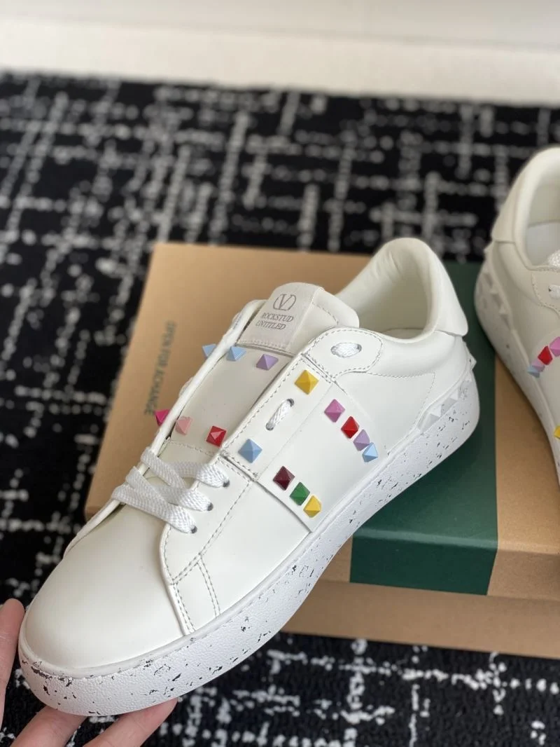 Perfect replica Valentino Rockstud Untitled Shoes