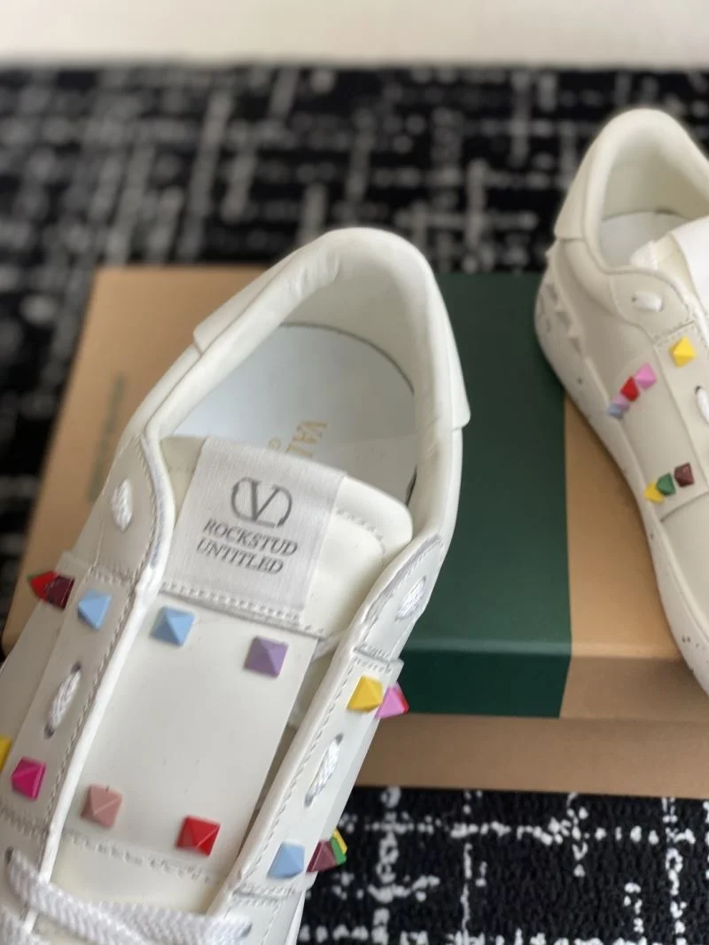 Perfect replica Valentino Rockstud Untitled Shoes