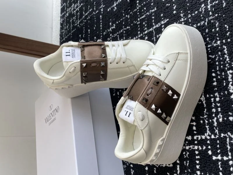 High fidelity Valentino Rockstud Untitled Shoes