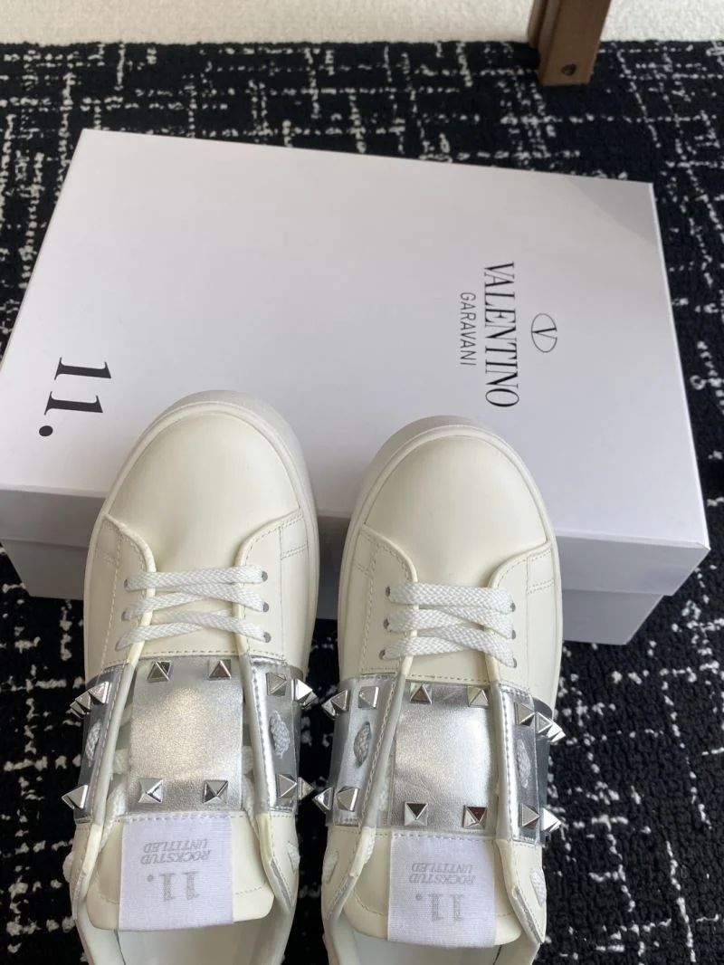 Exact replica Valentino Rockstud Untitled Shoes