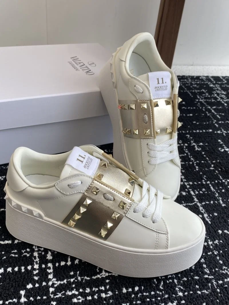 OEM Valentino Rockstud Untitled Shoes