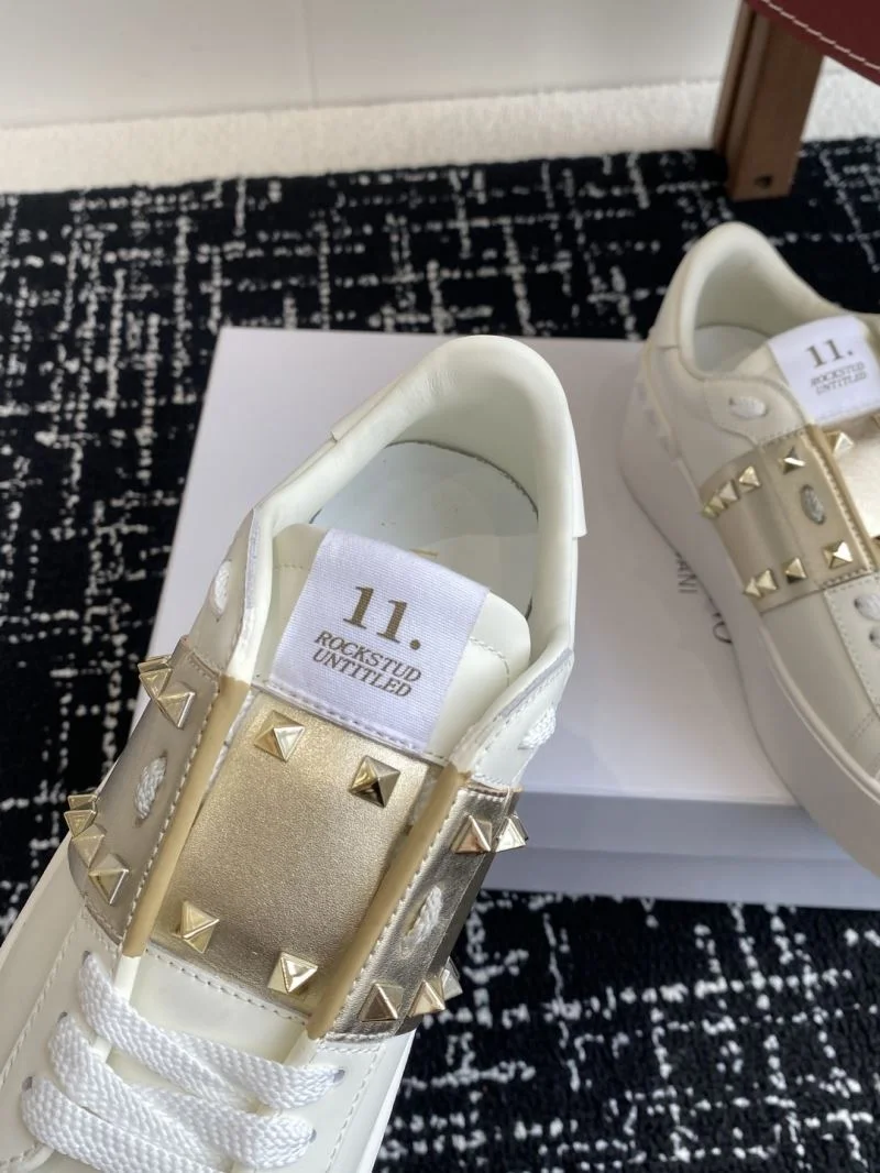 OEM Valentino Rockstud Untitled Shoes