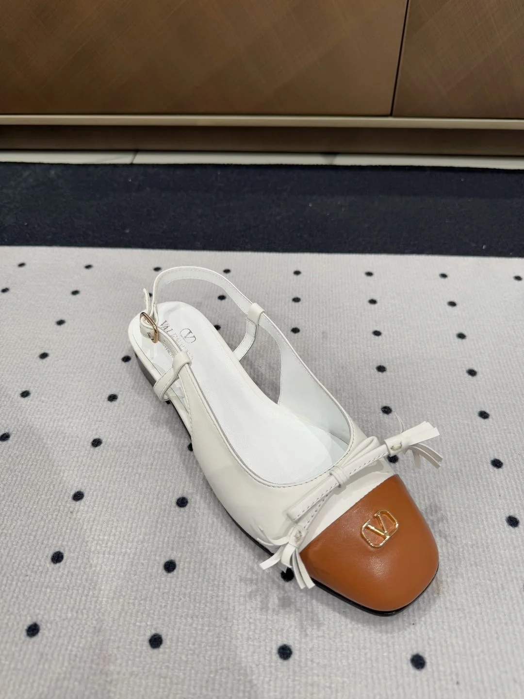 Legit Valentino Sandals