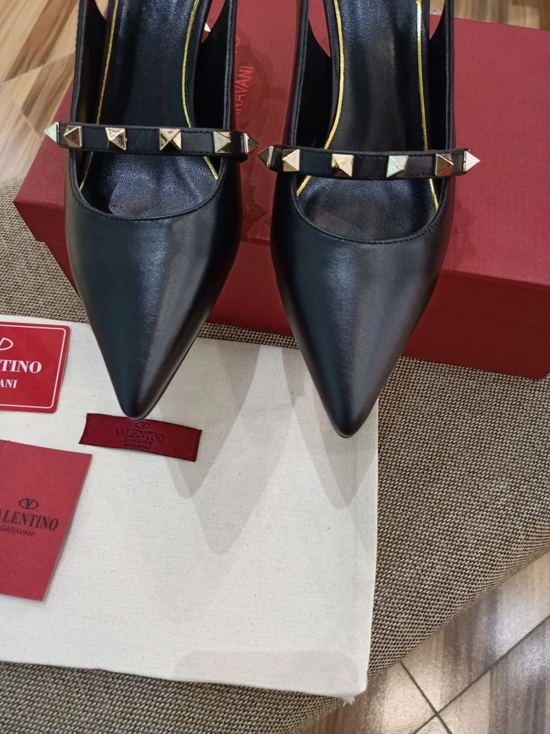 Precise copy Valentino Sandals