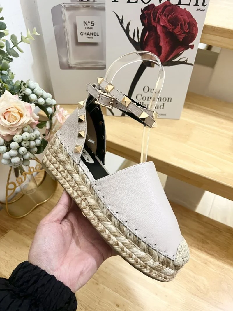 Legit Valentino Sandals