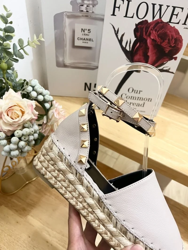 Legit Valentino Sandals