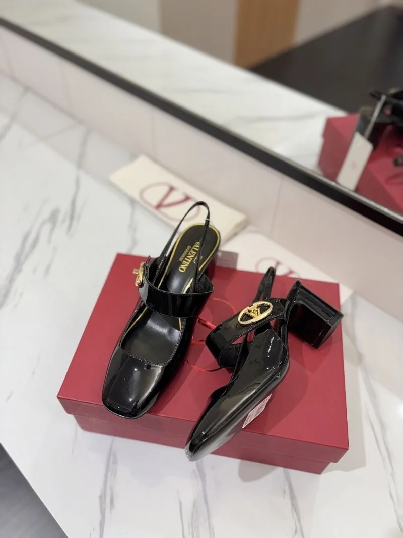 Precise copy Valentino Sandals