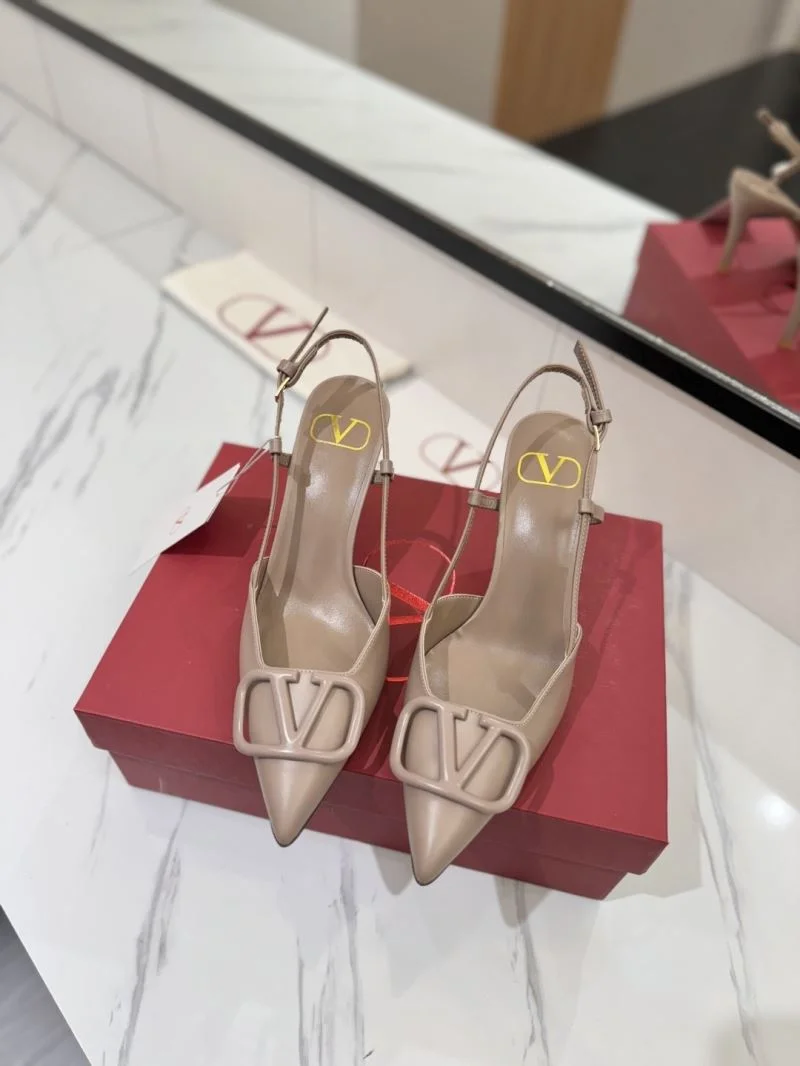 High accuracy Valentino Sandals