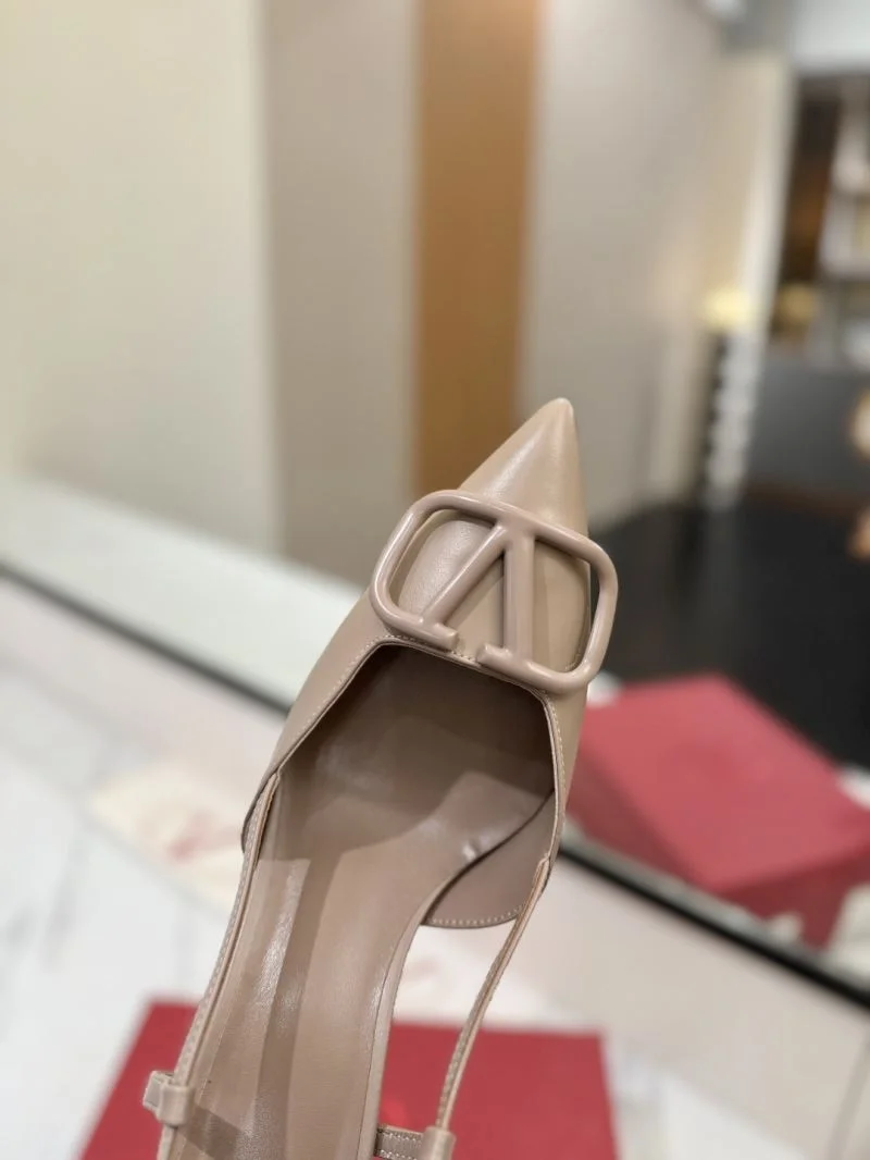 High accuracy Valentino Sandals