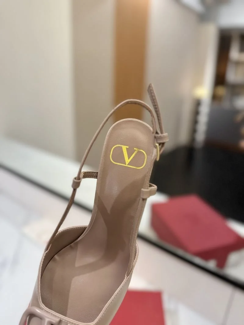 High accuracy Valentino Sandals