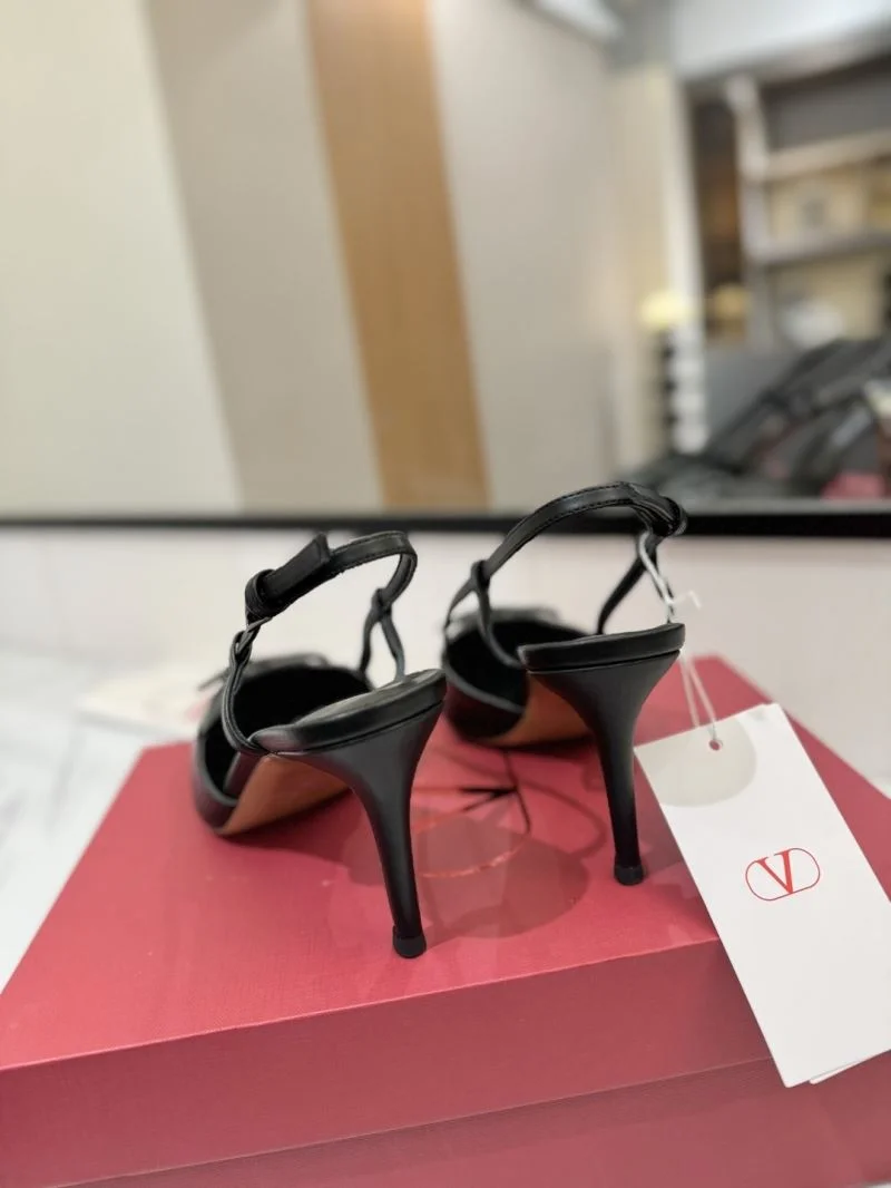 High accuracy Valentino Sandals