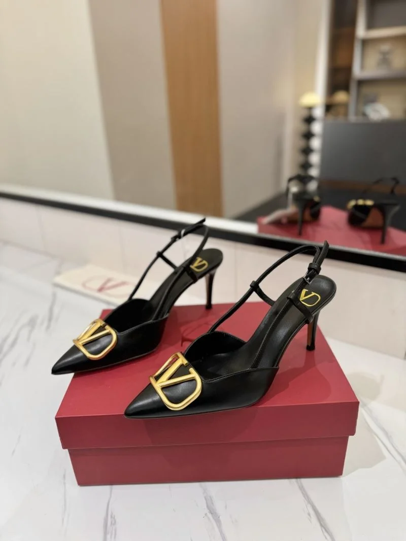 Brand-original Valentino Sandals