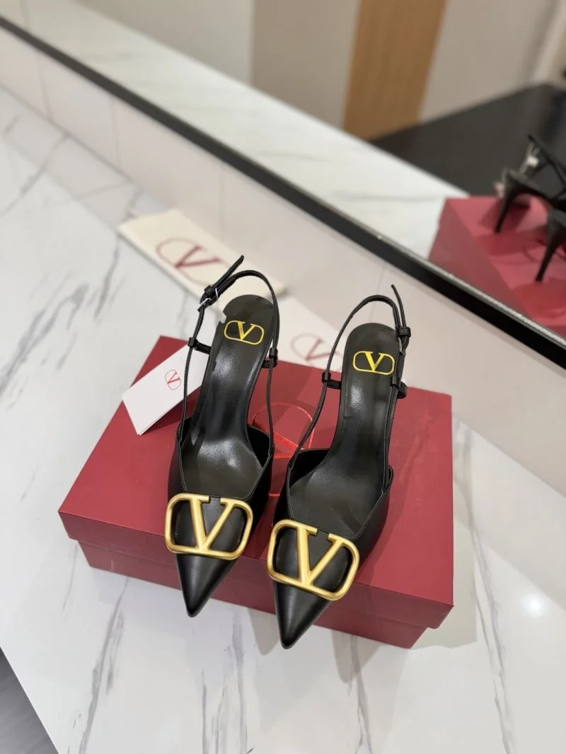 Brand-original Valentino Sandals