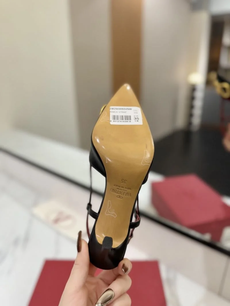 Brand-original Valentino Sandals