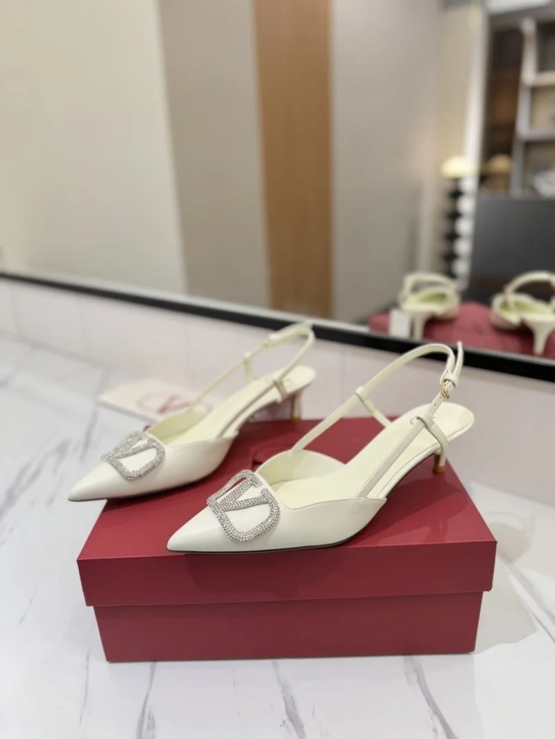 Exact replica Valentino Sandals