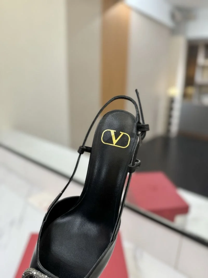Low-cost Valentino Sandals