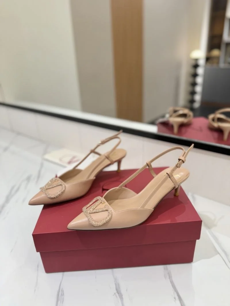 1:1 copy Valentino Sandals