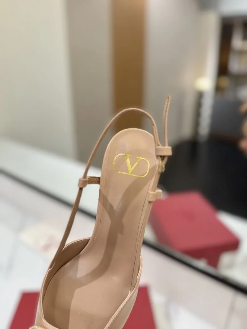1:1 copy Valentino Sandals