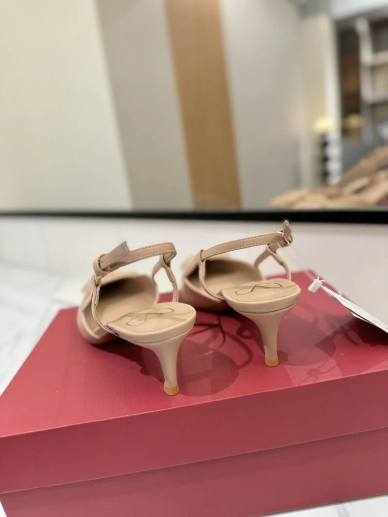1:1 copy Valentino Sandals