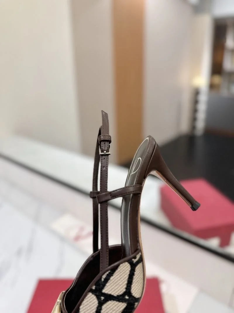 Inexpensive Valentino Sandals
