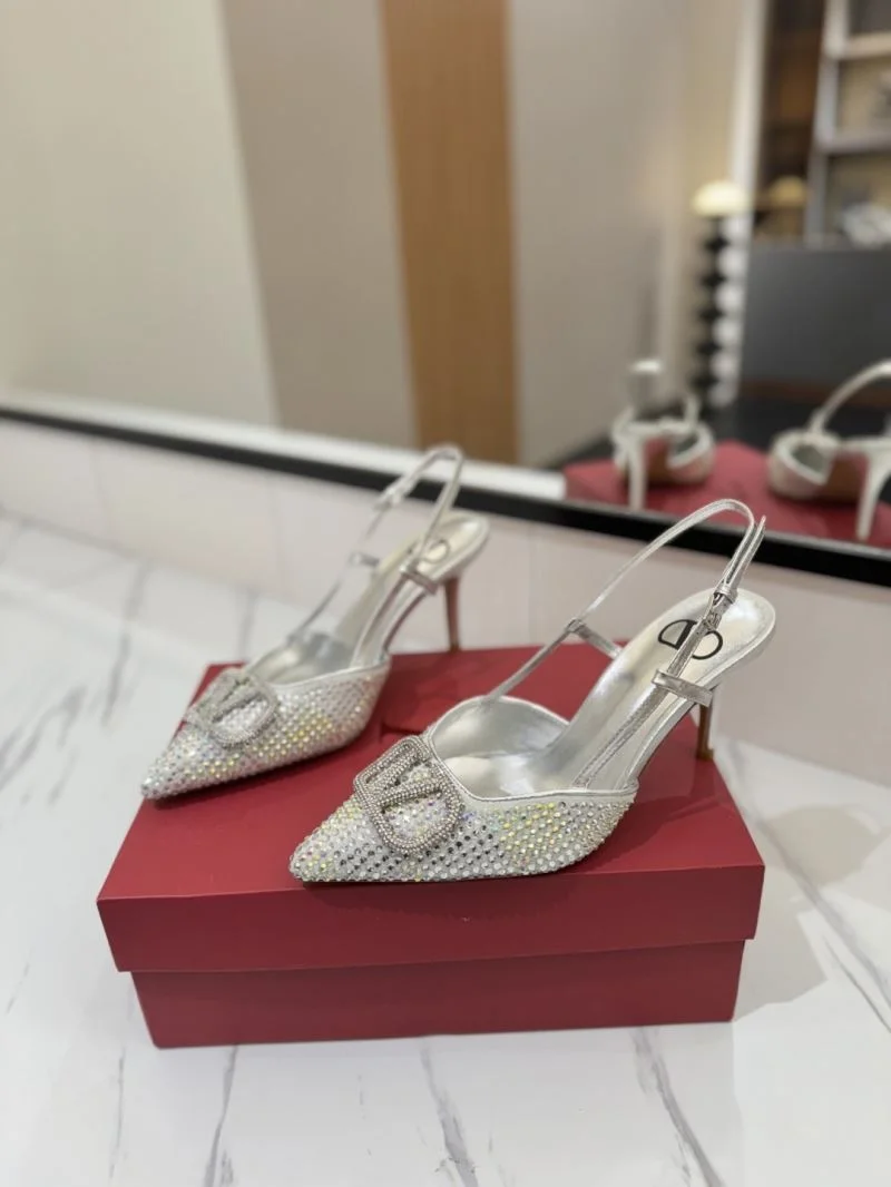 High accuracy Valentino Sandals