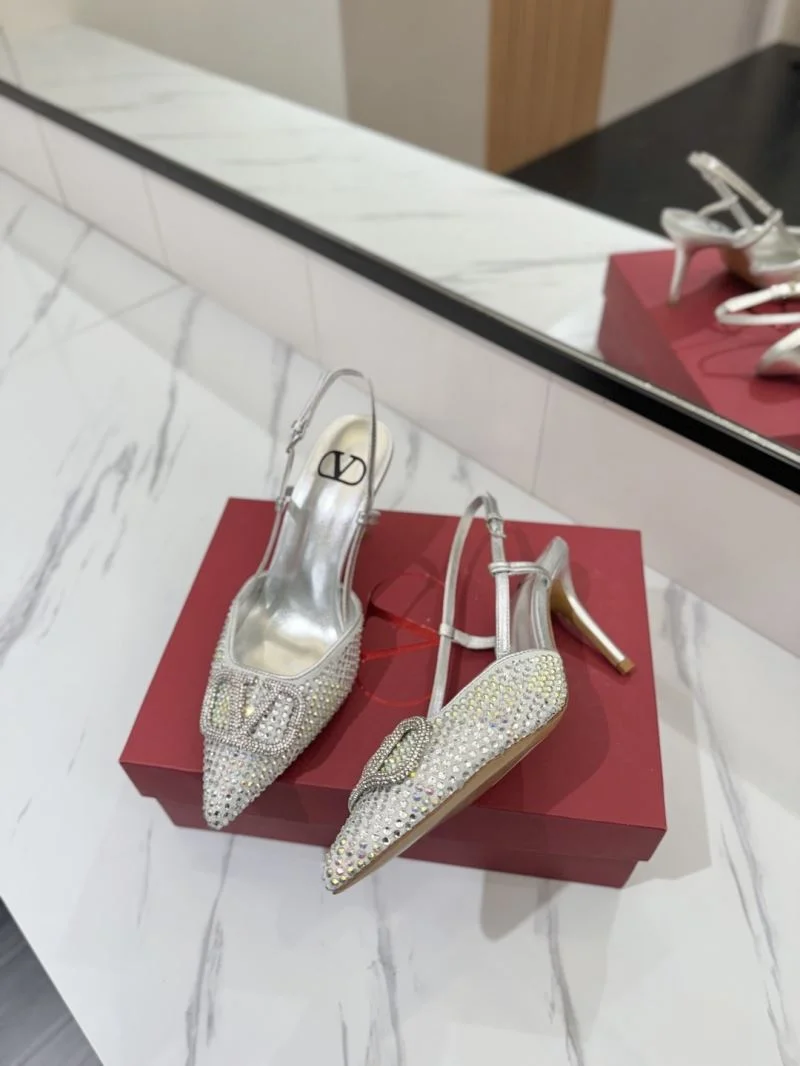 High accuracy Valentino Sandals