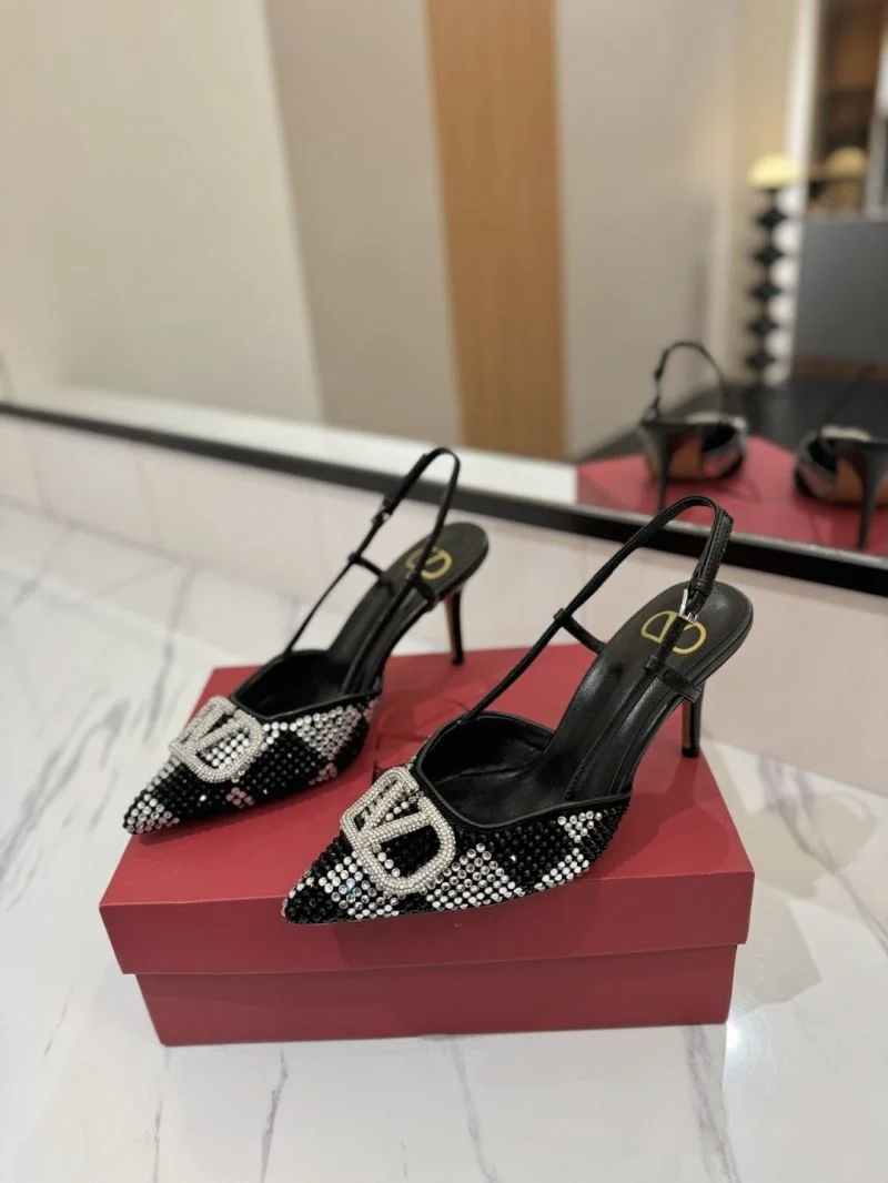 High accuracy Valentino Sandals