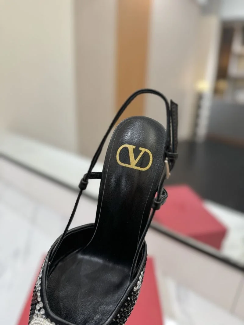 High accuracy Valentino Sandals