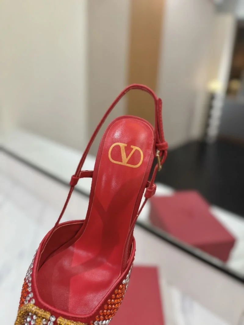 High accuracy Valentino Sandals