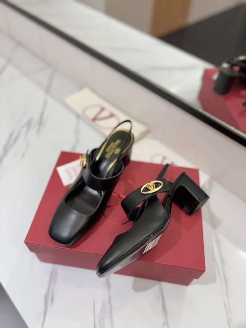 Mirror quality Valentino Sandals