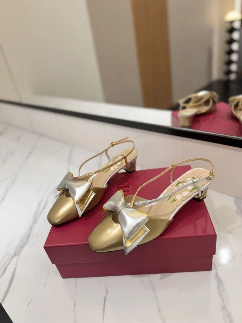 High accuracy Valentino Sandals
