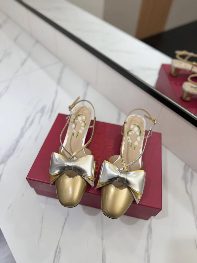 High accuracy Valentino Sandals