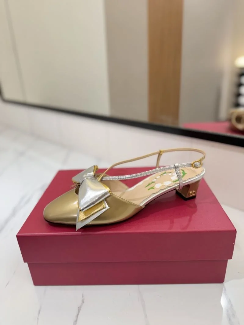 High accuracy Valentino Sandals