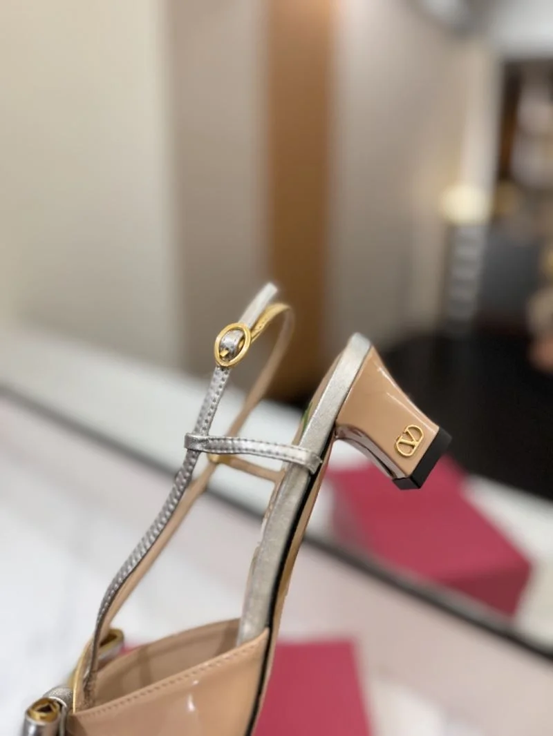 Precise copy Valentino Sandals