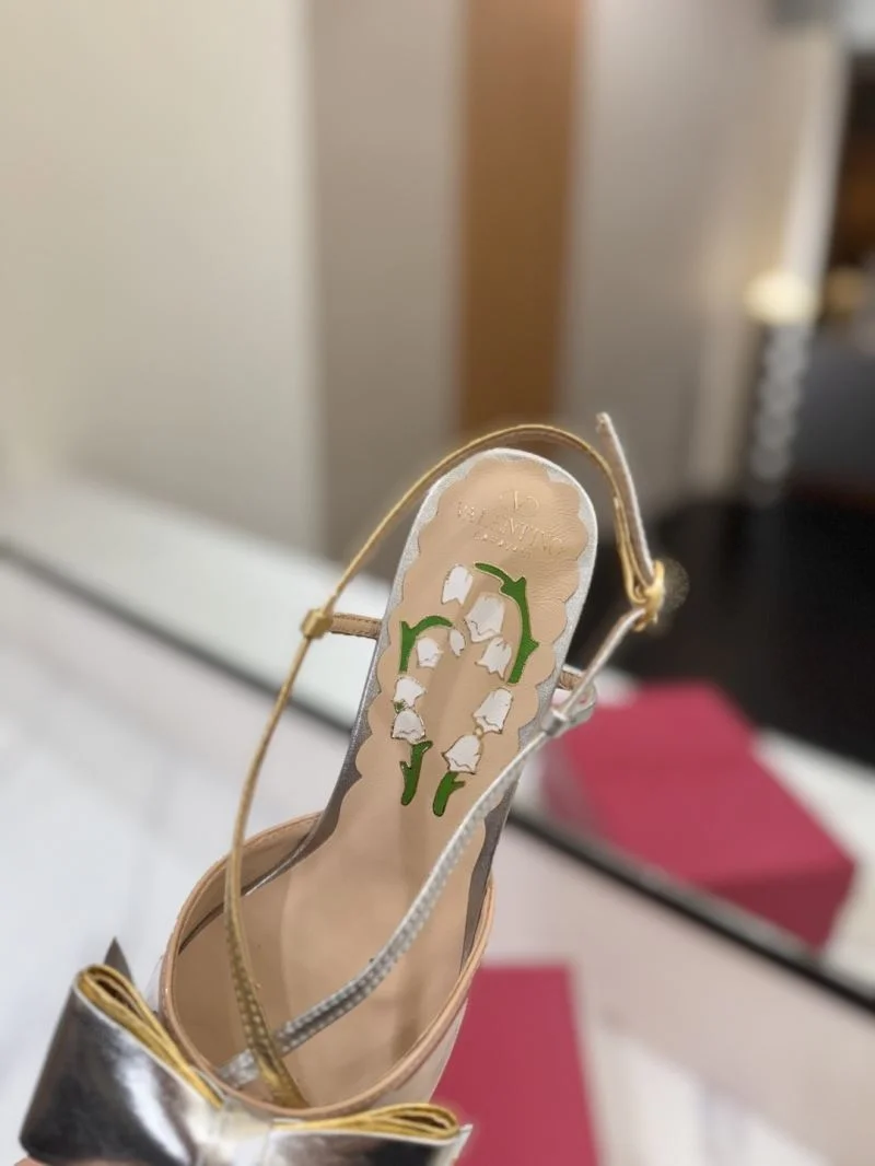 Precise copy Valentino Sandals