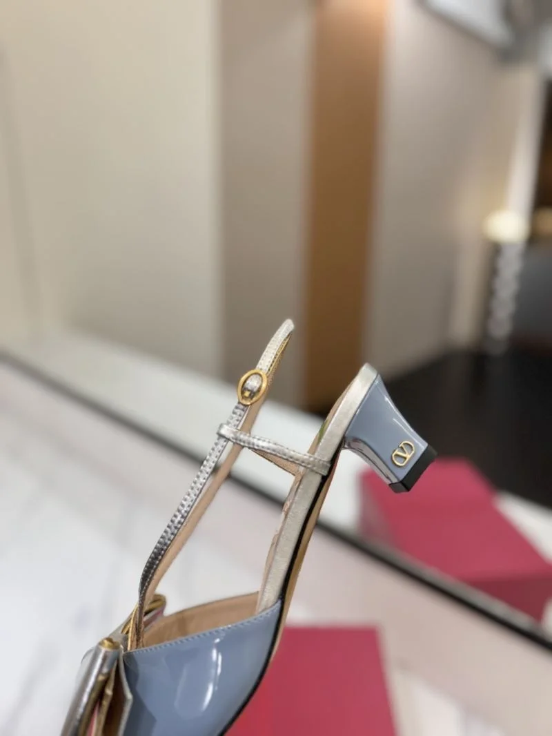 High accuracy Valentino Sandals