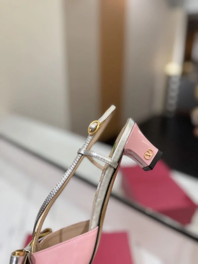 Mirror quality Valentino Sandals