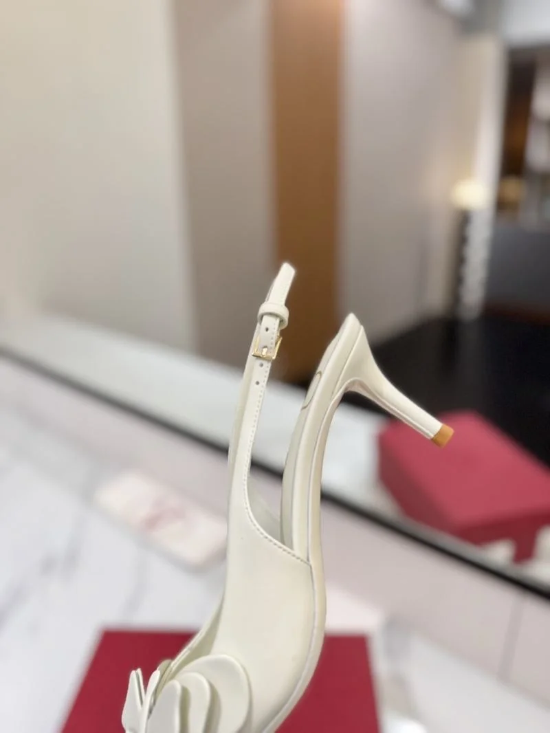 1:1 copy Valentino Sandals