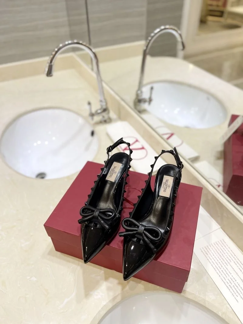 Precise copy Valentino Sandals