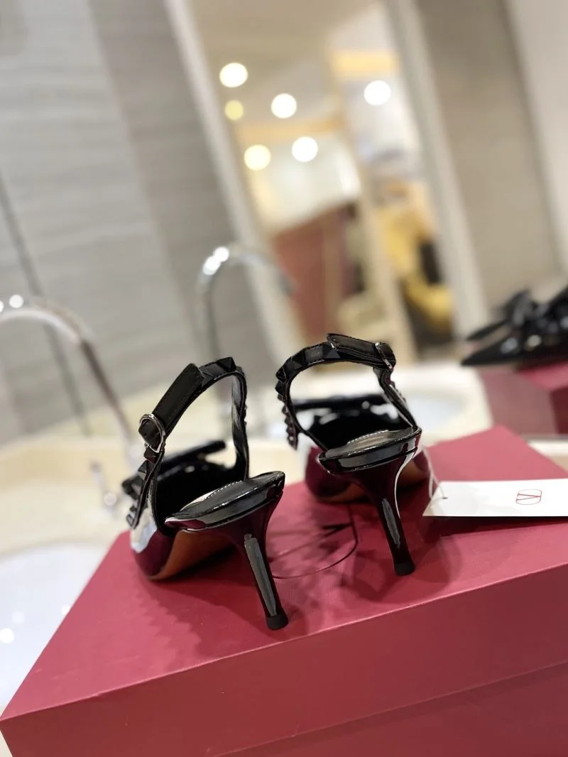 Precise copy Valentino Sandals