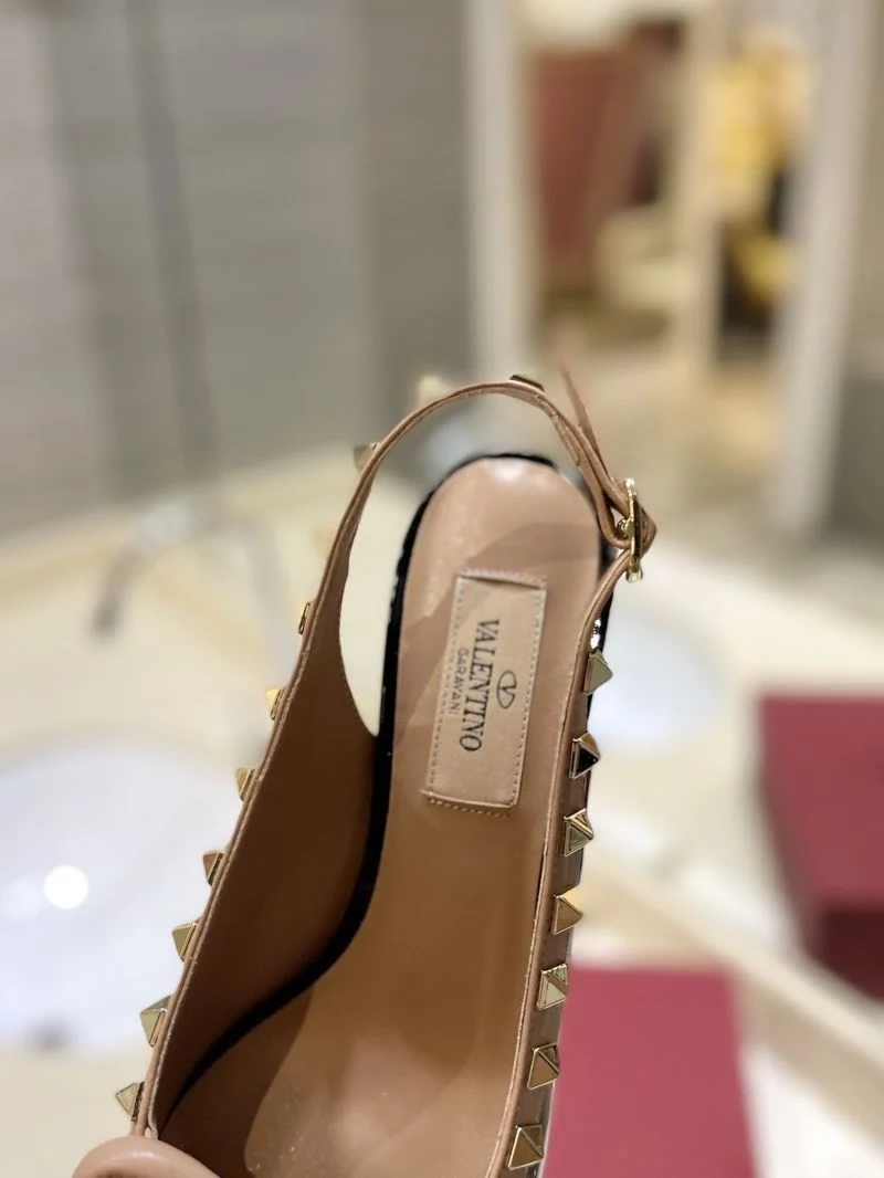 Inexpensive Valentino Sandals