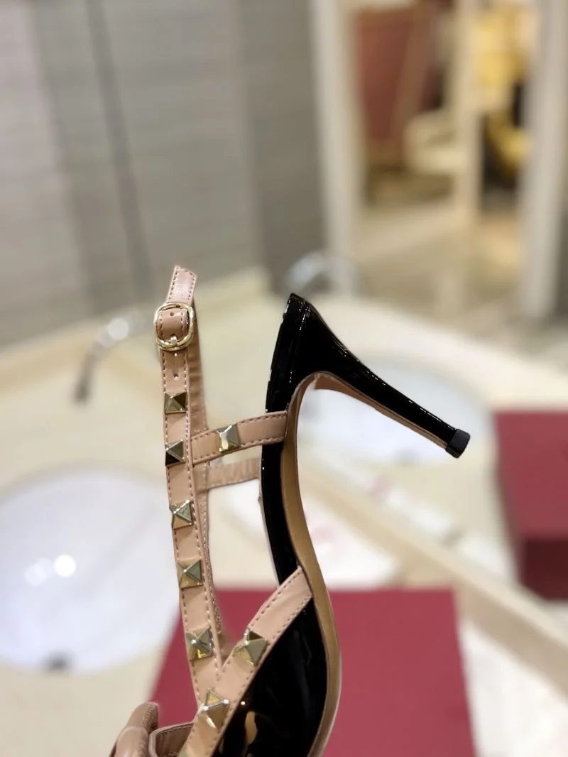 Cut-rate Valentino Sandals