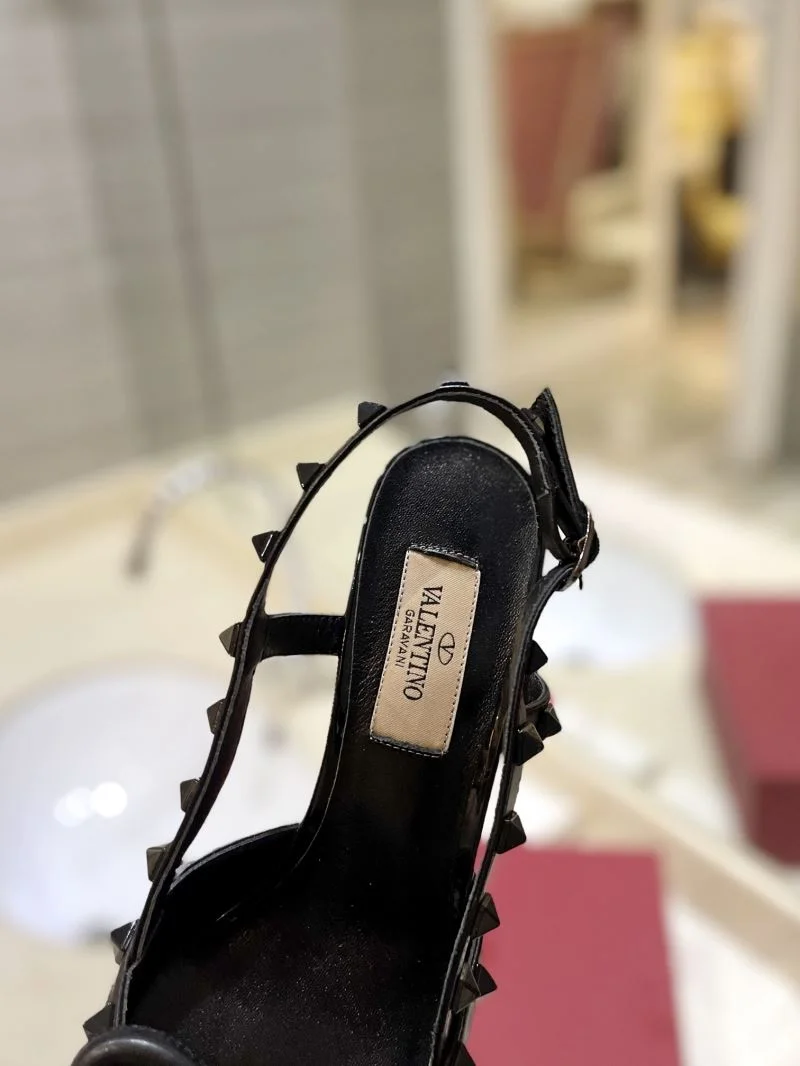 Brand-original Valentino Sandals