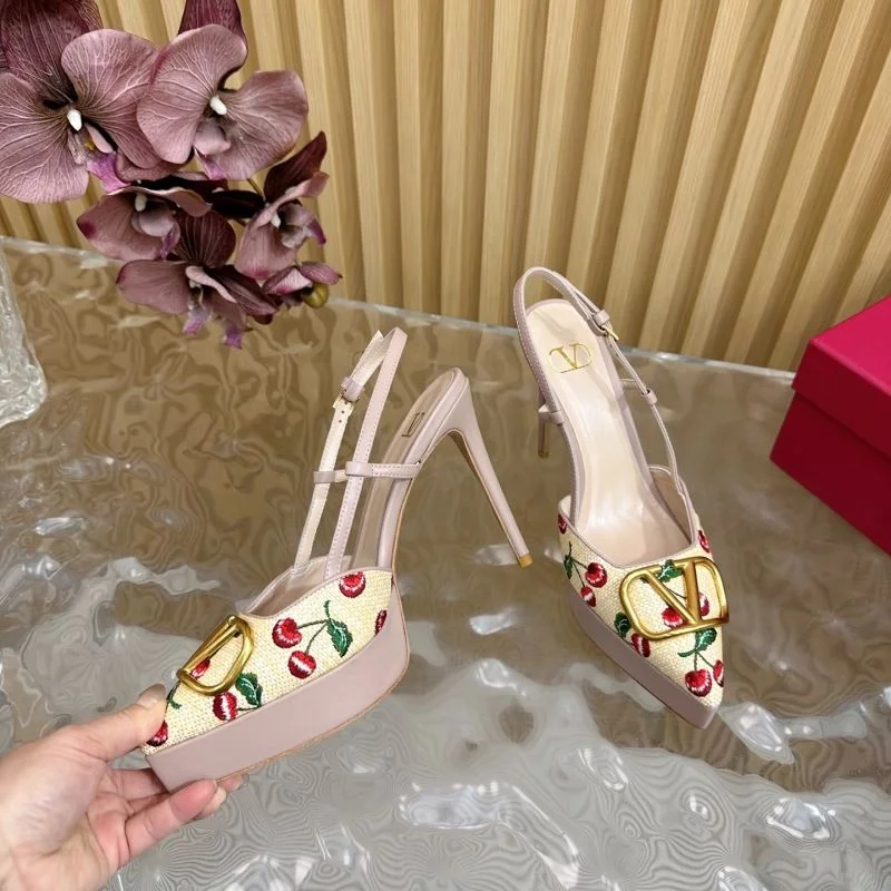 Cut-rate Valentino Sandals