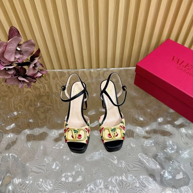 Brand-original Valentino Sandals