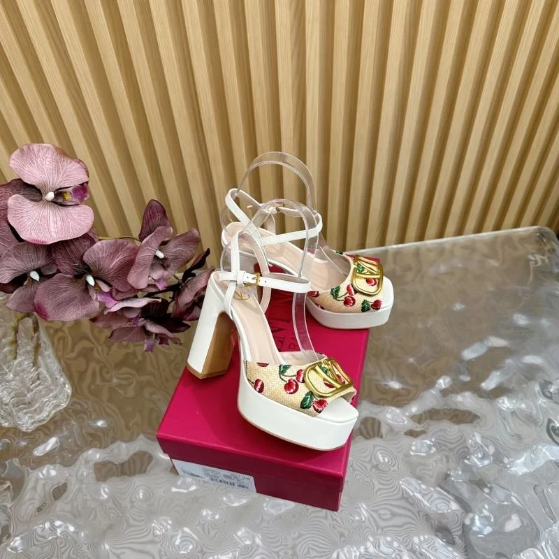 Cut-rate Valentino Sandals
