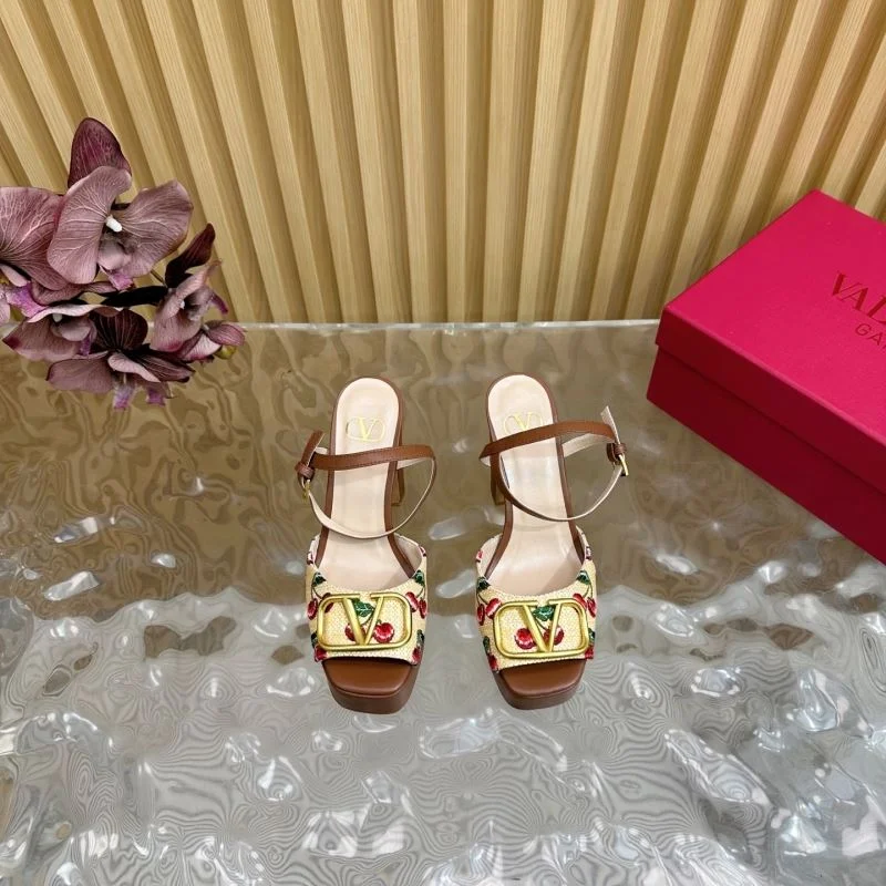 Bargain Valentino Sandals